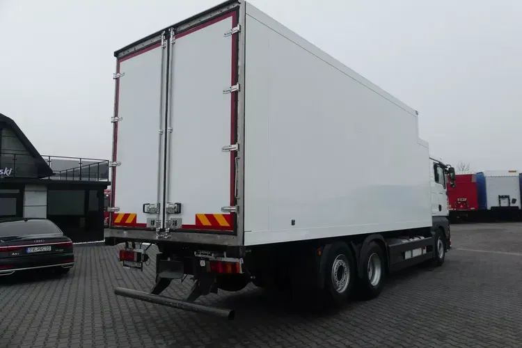 MAN TGA 26.400 6x2 / CHŁODNIA / / KABINA SYPIALNA / getruck.eu 2007r 1 ...